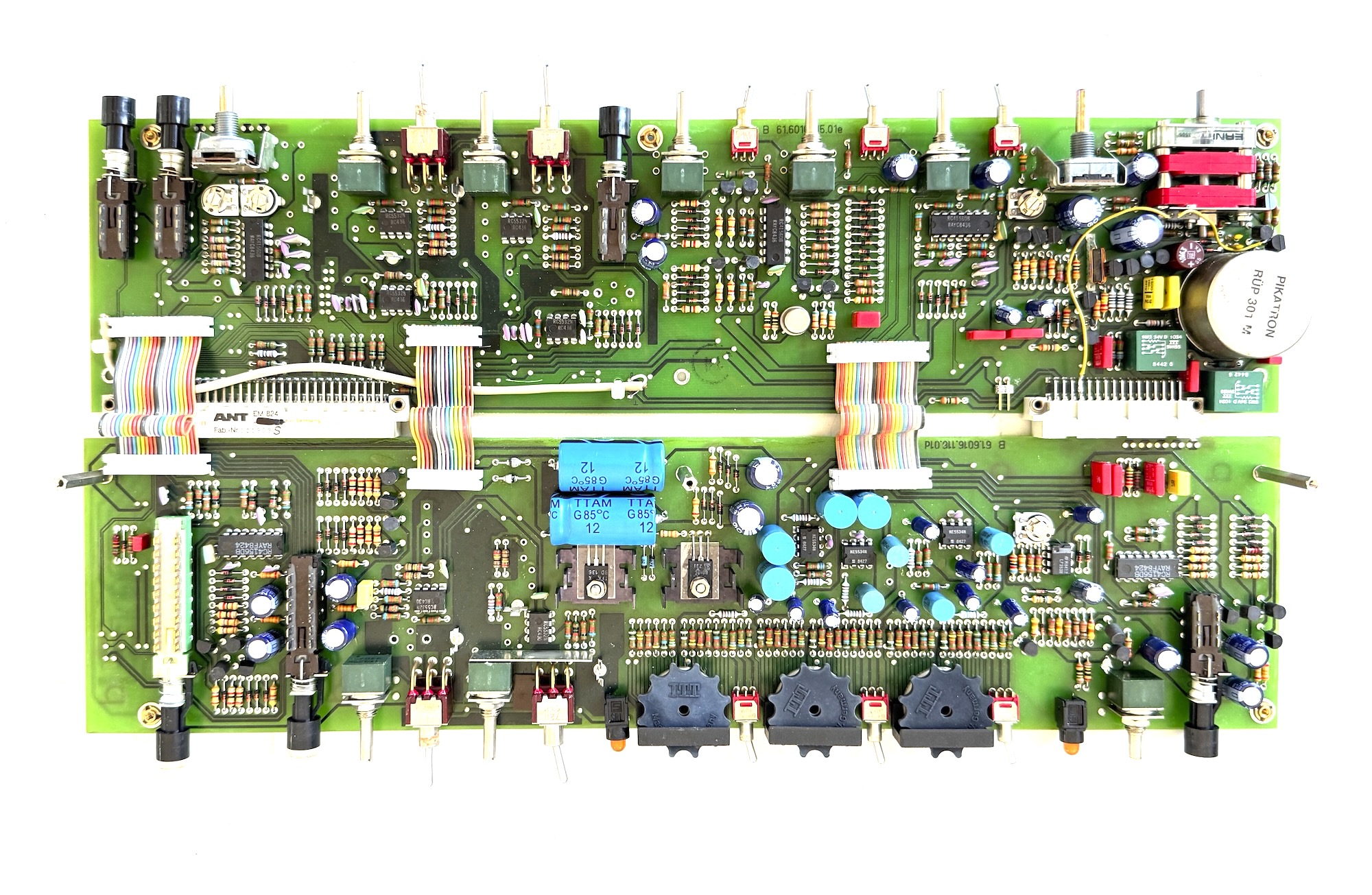 vintagetools shop | VT EM824 channel strip | racked