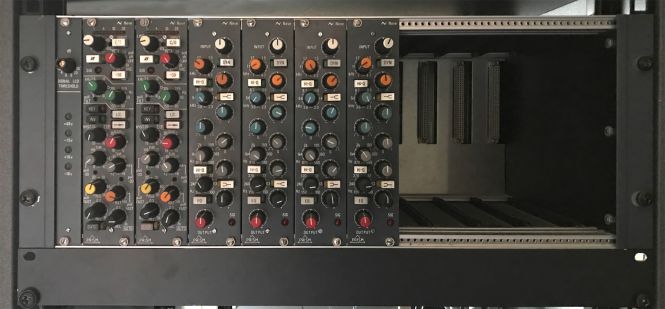 vintagetools shop | NEVE VR Prism Rack mit PSU und 4x EQ, 2x Mic/Dynamic